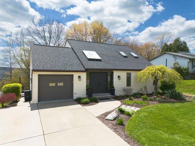 3 Governeurs Ln, Endicott, NY 13760