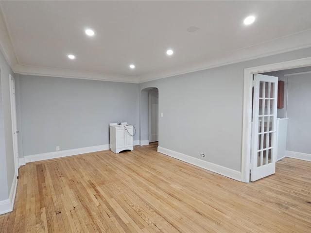 3 Greenridge Avenue D7