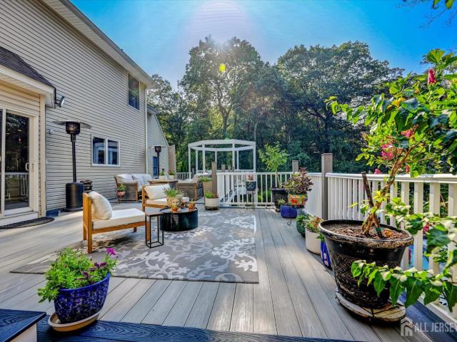 3 Greenwich Ct, North Brunswick, NJ 08902 | MLS #2613 R
