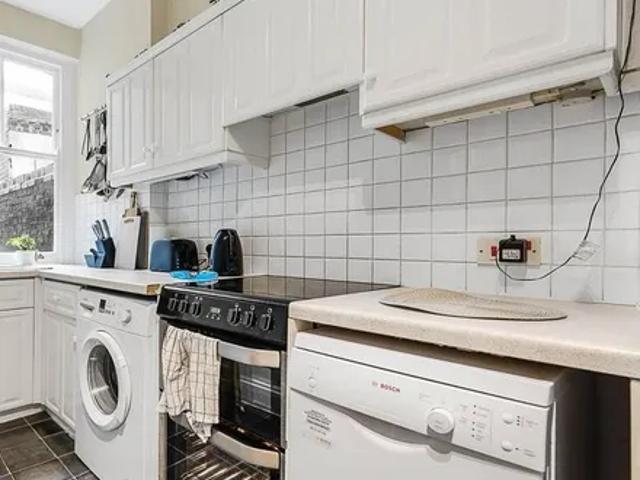 3 Haldon Road, London, SW18 1QD, United Kingdom | 2 bed apartment for rent #138849922 | Rentberry