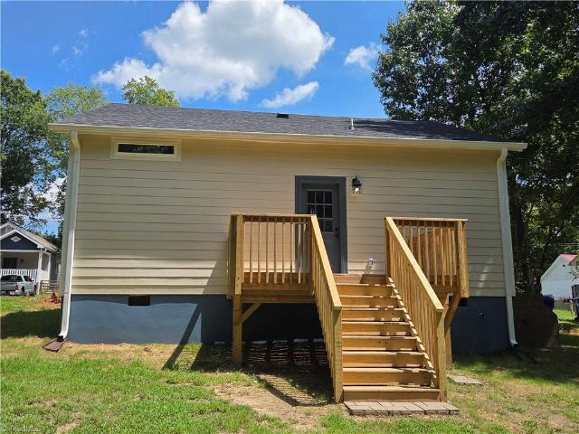3 hames street