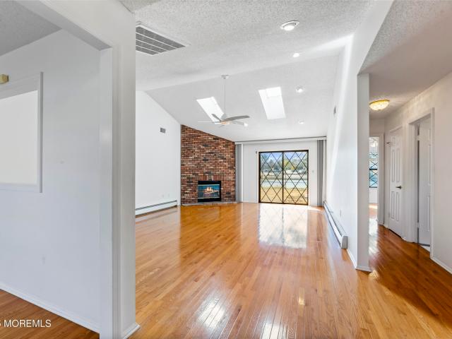 3 Hampton Drive