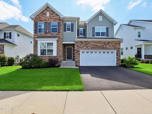 3 Harmon Dr, Tinton Falls, NJ 07724