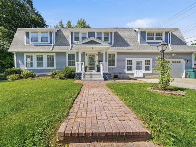 3 Harrison Blvd, Valparaiso, IN 46383