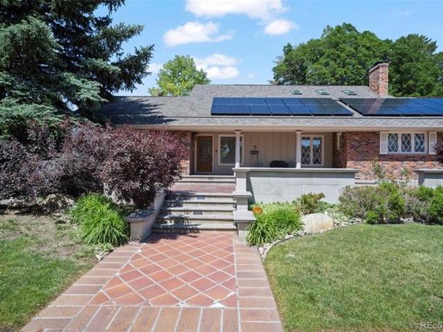 3 Harrogate Ter, Pueblo, CO 81001