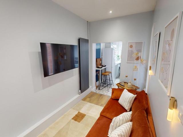 3 Hart Street, Lenton, Nottingham. 5 bed house to rent £2,513 pcm £580 pw