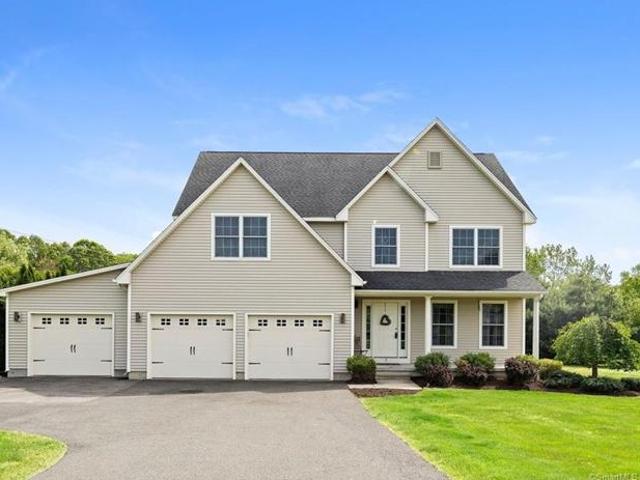 3 Hayfield Ln, East Windsor, CT 06016
