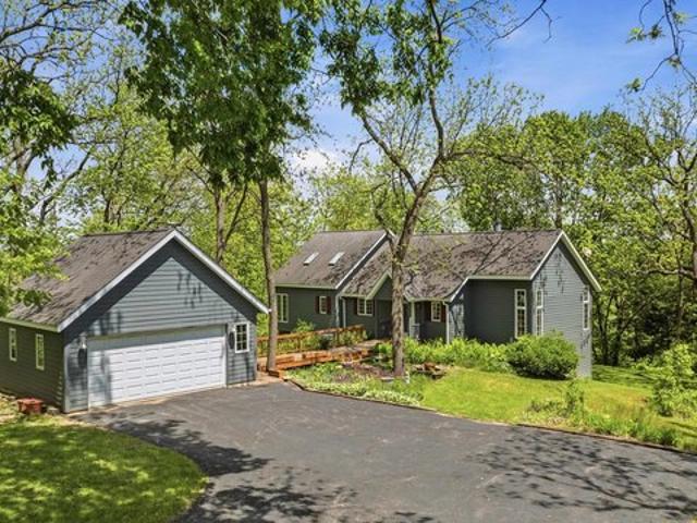 3 Hearthstone Path, Galena, IL 61036