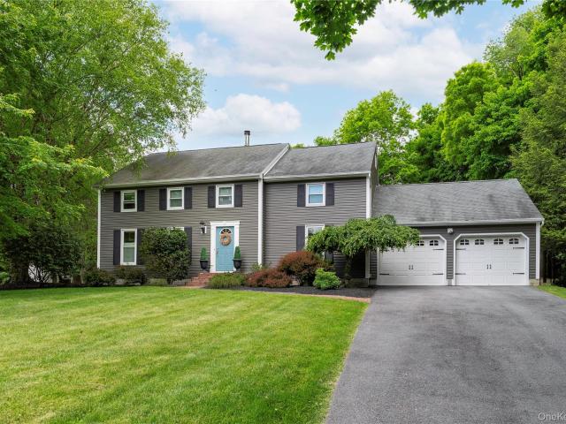 3 Heathbrook Drive