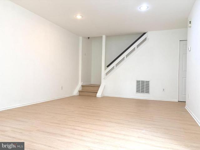 3 Heather Court