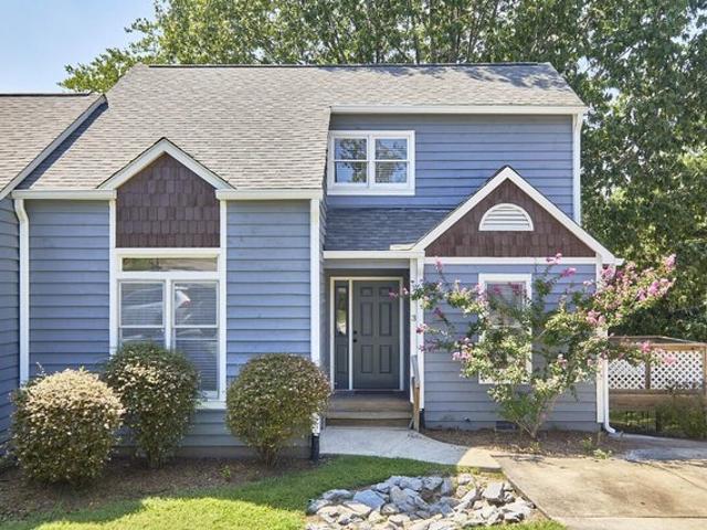3 Hickorywood Sq, Durham, NC 27713