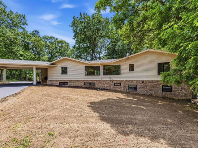 3 Hickory Lane