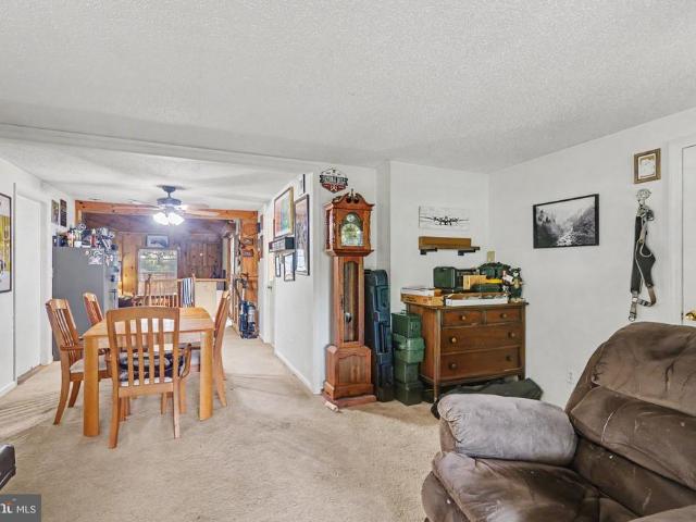 3 Hill Drive