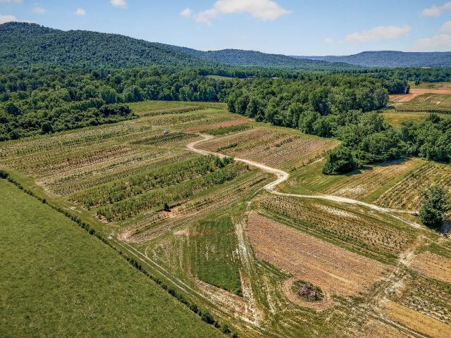 3 Hills Creek Rd