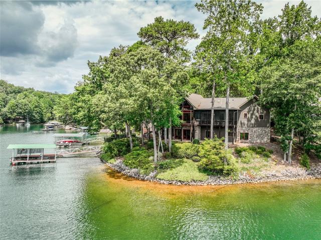 3 Horizon Pointe