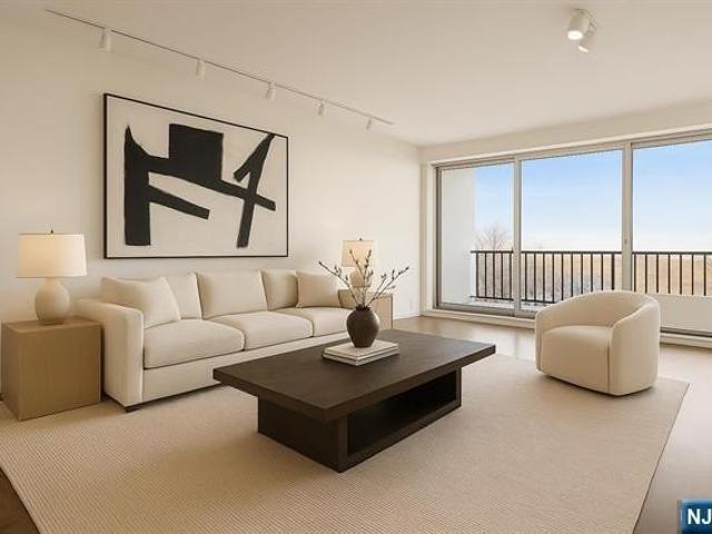 3 Horizon Rd, Fort Lee, NJ 07024