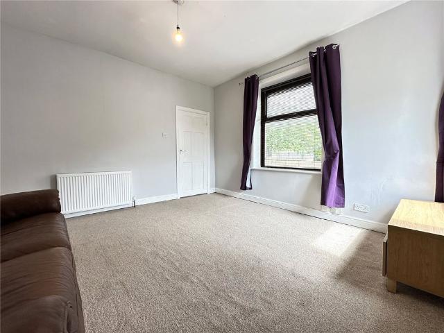 3, Hough Side Road, Pudsey, West Yorkshire, LS28 9DD