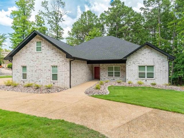 3 Ideal Ln, Hot Springs Village, AR 71909