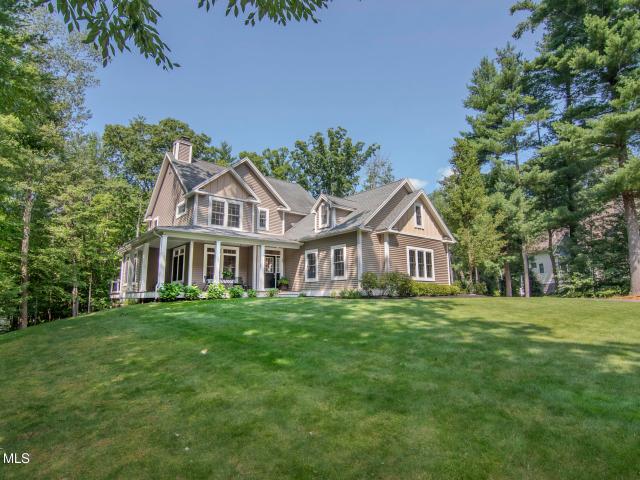 3 Iris Drive