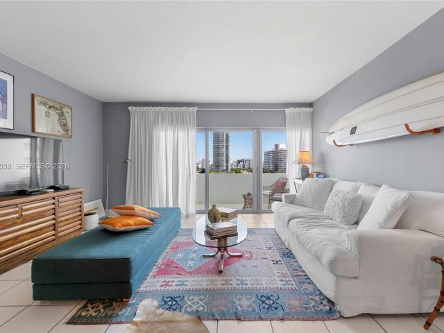 3 Island Ave, Unit 9L, Miami Beach, FL 33139 | MLS #A11974 | Compass