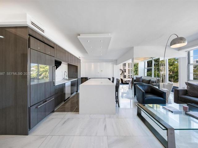 3 Island Ave, Unit 3C, Miami Beach, FL 33139 | MLS #A11947 | Compass