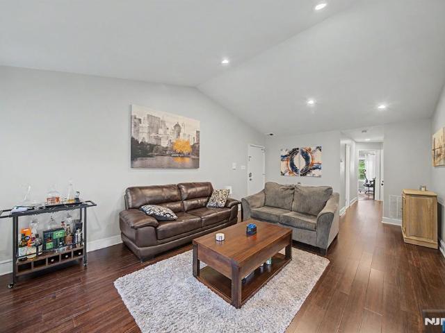3 Juniper Court # 125