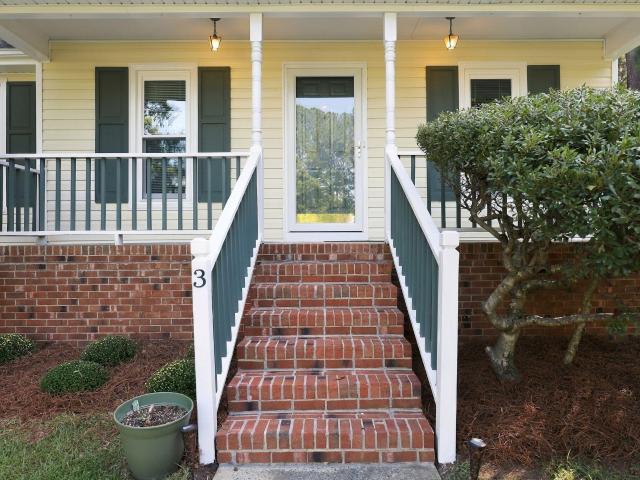 3 Jessica Court