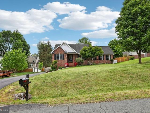 3 Jill Ct, Fredericksburg, VA 22405