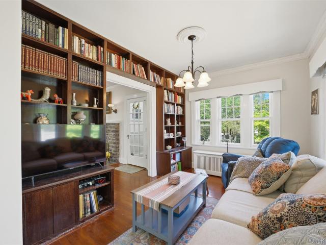 3 Johnson Place