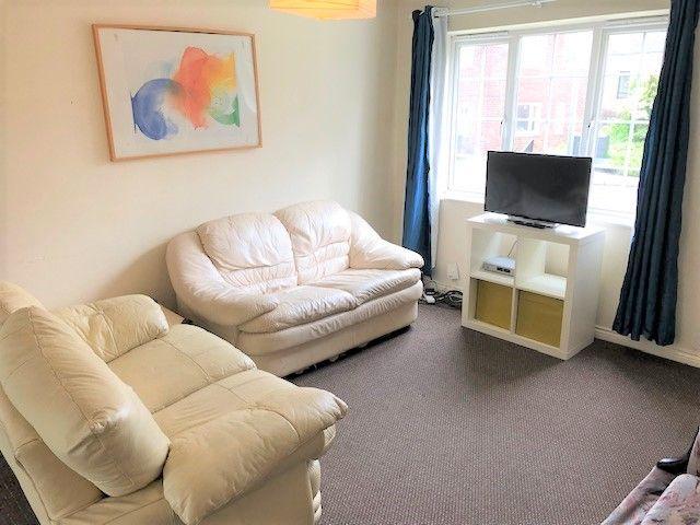 3 Kellet Road