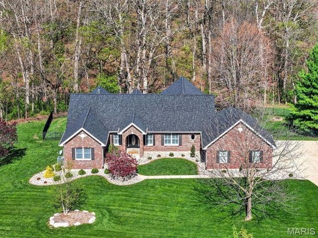 3 Kilimanjaro Ct, O'Fallon, MO 63366