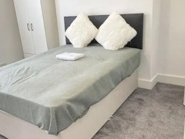 3 Kirn Road, London, W13 0UB, United Kingdom | Room for rent #166975504 | Rentberry