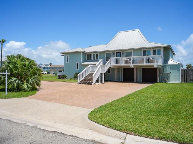 3 Luau Lane