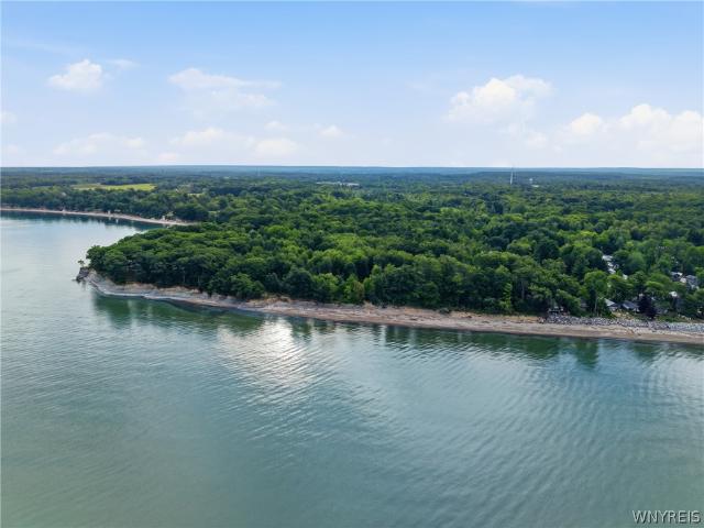 3 Lake Shore Road