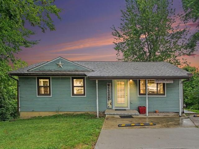 3 Lakeshore Ct, Williamstown, KY 41097