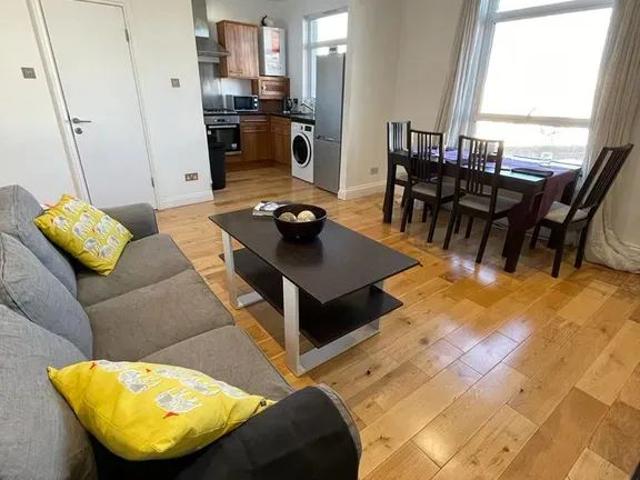 3 Langtry Road, Kilburn NW8, 2 bed flat to rent, £2,200 pcm | PrimeLocation