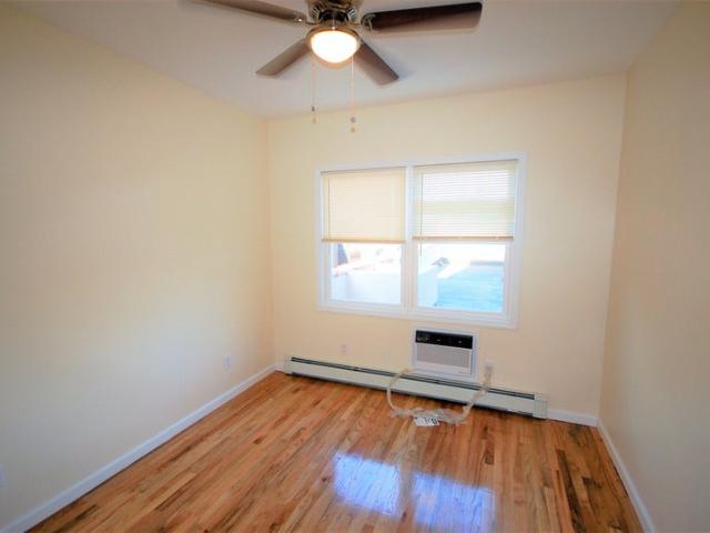 3 large rooms available