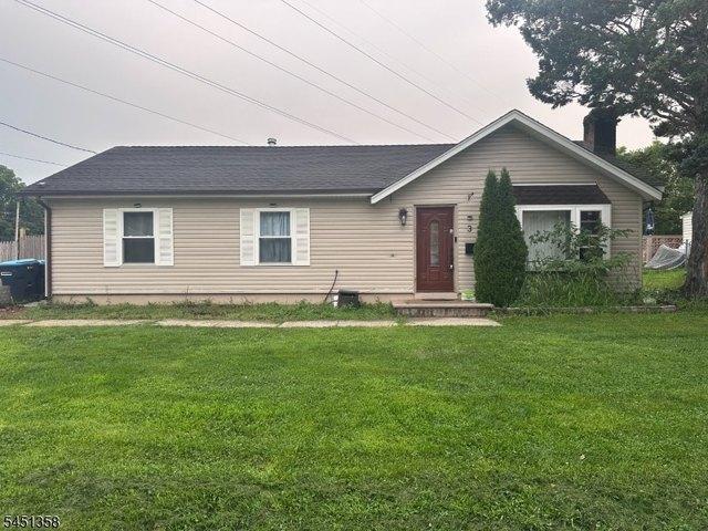 3 Lawrence Dr, Hackettstown, NJ 07840