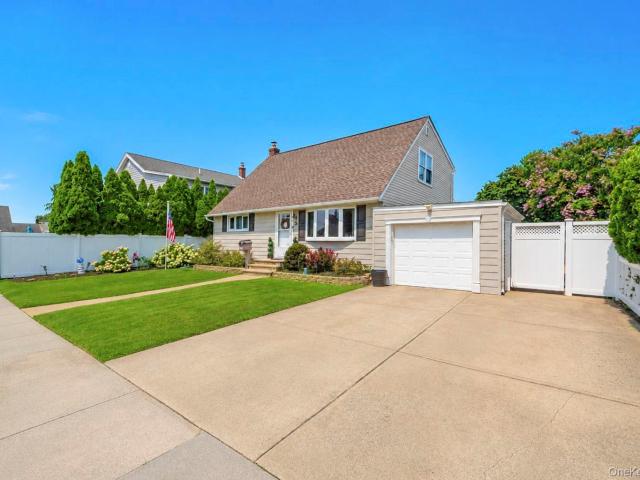 3 Laurie Drive