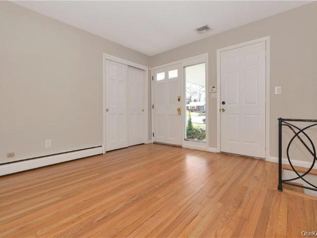 3 Lea Place