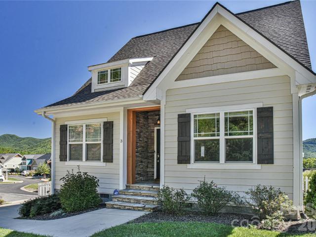 3 Leeds Ln, Black Mountain, NC 28711 | MLS #4369 | Compass