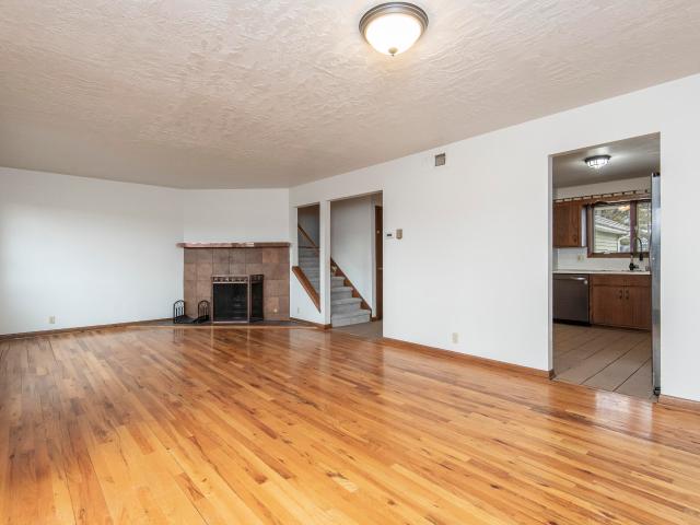 3 Linden Cir