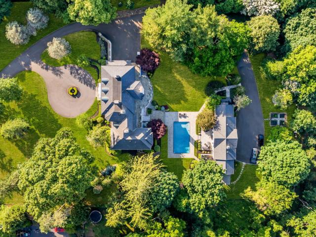 3 Linden Lane
