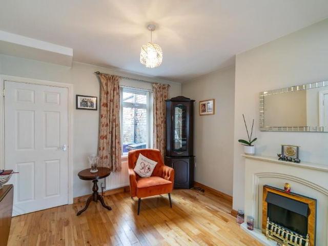 3 Loopland Parade, Belfast, BT6 9EF