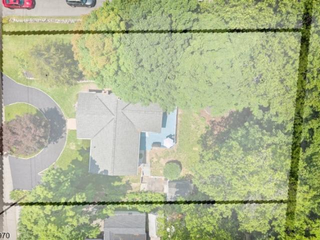 3 Lou Ann Blvd