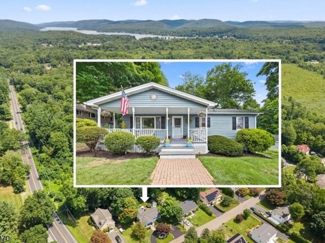 3 Lou Ann Blvd, West Milford, NJ 07480