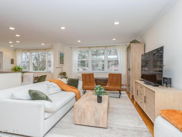 3 Putnam Hill, Unit 2G, Greenwich, CT 06830 | MLS #124554 | Compass