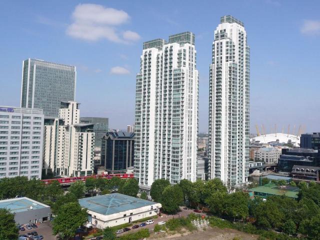 3 Pan Peninsula Square, London E14, 1 bed flat to rent, £2,450 pcm | PrimeLocation