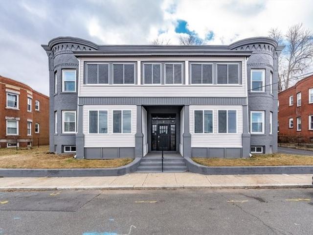 3 Parkview Ter Unit 4, Holyoke, MA 01040