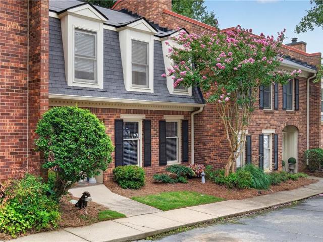 3 Pendleton Place NE